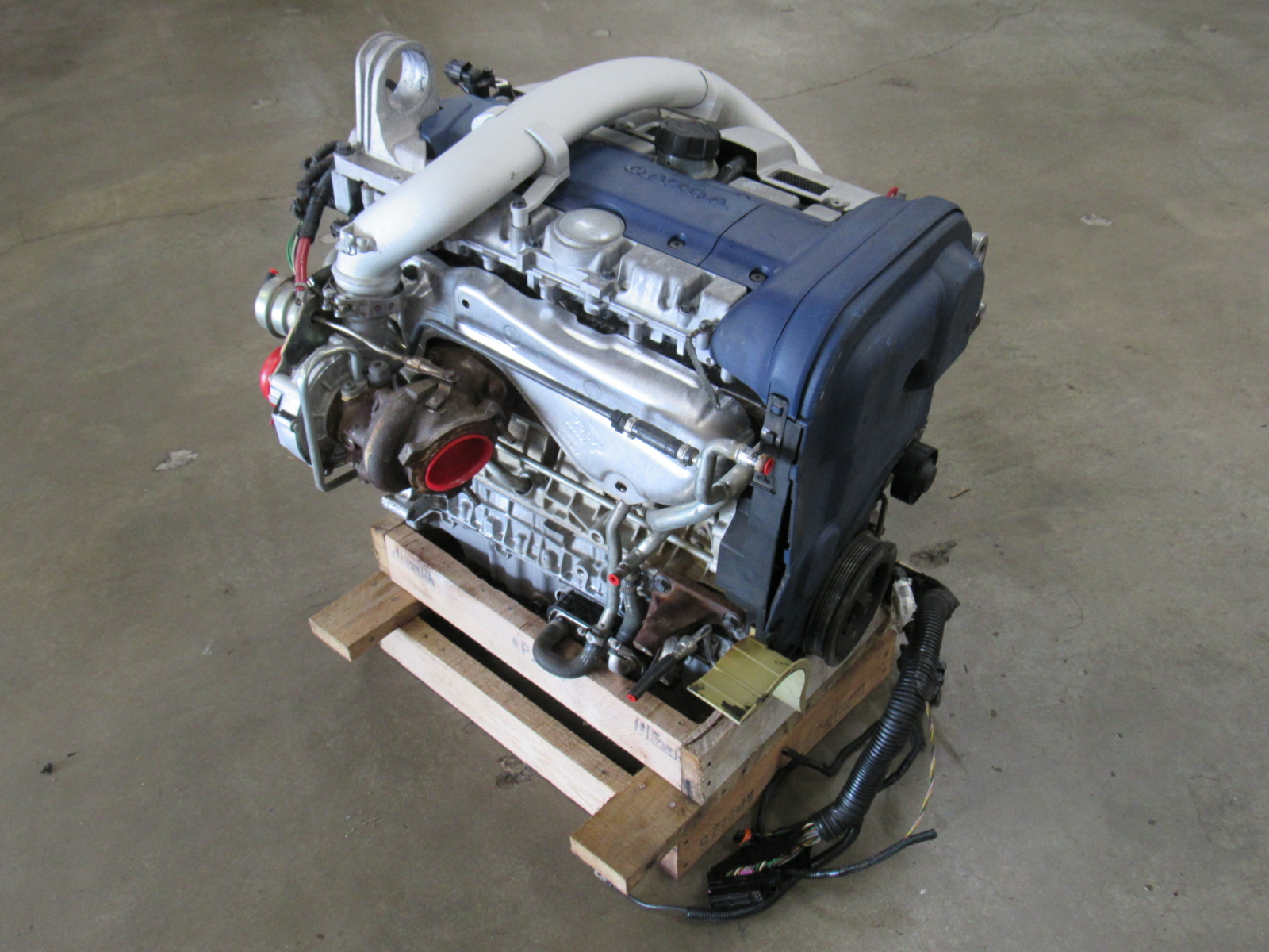 Volvo B5254T3 2.5L Petrol Engine For Sale. - Prime Auto Spare